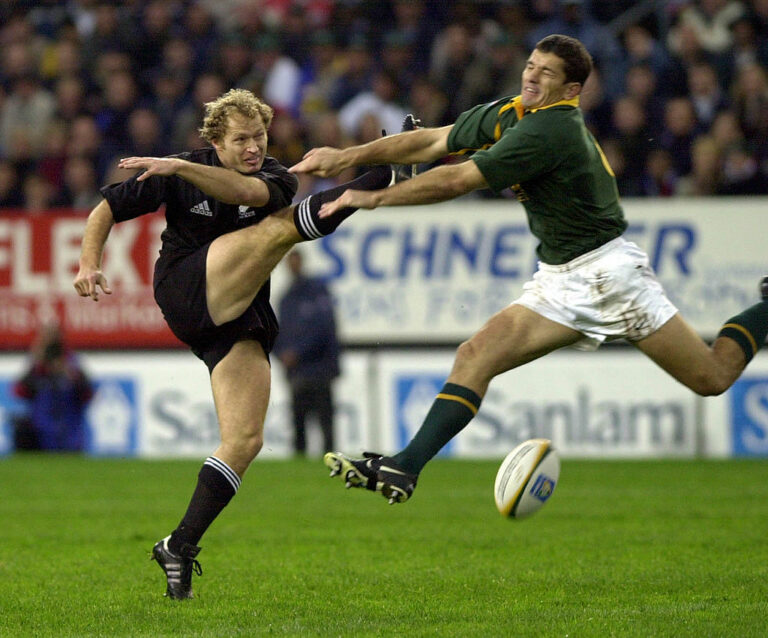 Tony Brown will stay with the Springboks until 2027 World Cup